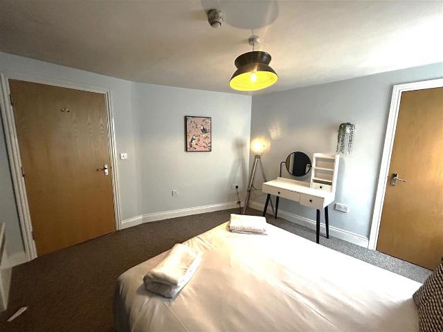 3, 48 49 East Street, Brighton BN1, 3 bed flat to rent, £2,250 pcm | PrimeLocation