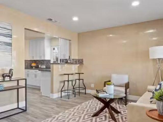 $3,400 3 Bedroom 2 Bathroom House /Fully remodeled 13573 El.
