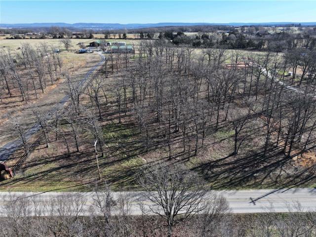 3.4 AC S Wedington Blacktop Road