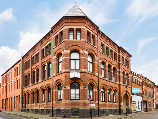 3 4 Bed Townhouses, Sydenham Place, Jewellery Quarter, B1 x2 Available