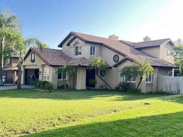 $3,500 4 Bedroom 3 Bathroom House In Rialto With Great Ameni.