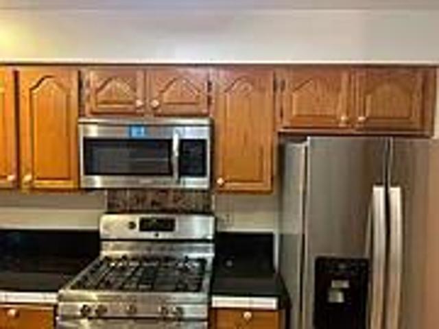 $3,600 / 3br 1802ft2 Town House 3 Bed Rooms