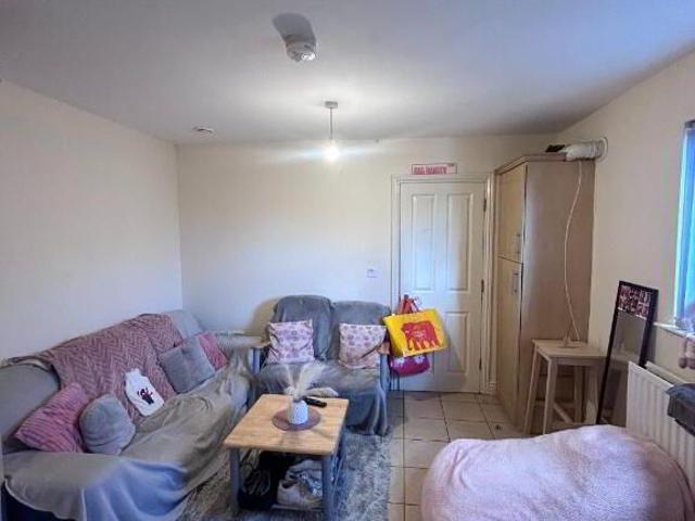 3, 88 Fitzroy Avenue, Belfast, BT7 1HX
