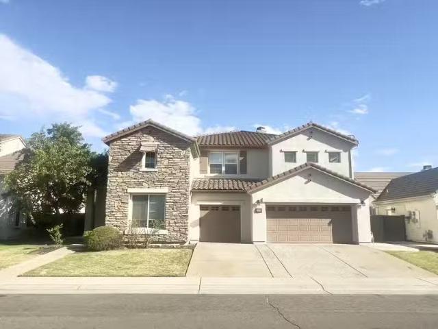 $3,900 5 Bedroom 4 Bathroom House In Rancho Cordova With Gre.