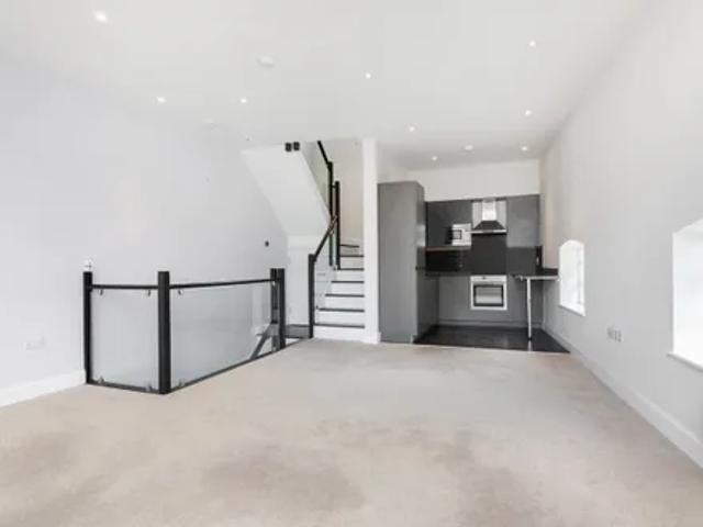 3B Wilmot Place, London, NW1 9JS, United Kingdom | 3 bed duplex for rent #167214372 | Rentberry