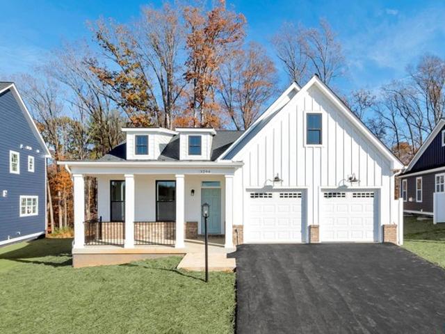 3B Corsham St, Crozet, VA 22932