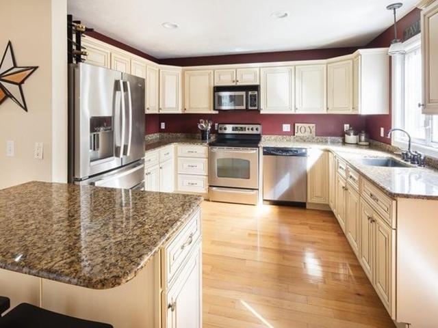 3B Henry Marsh Rd, Oxford, MA 01540