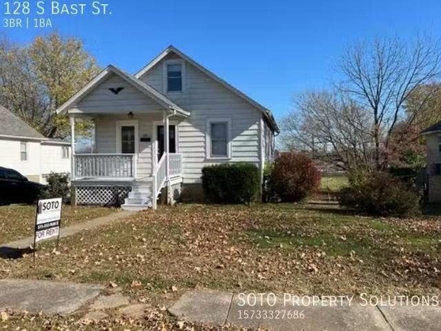 3BD/1BA Pet Friendly Updated Home in Jackson 128 S Bast St