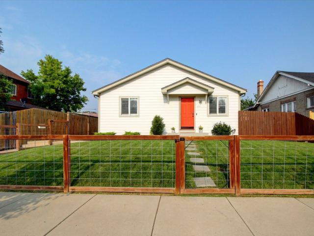 3BD, 2BA Front side Duplex with Private Front Yard, Near Sloan's Lake