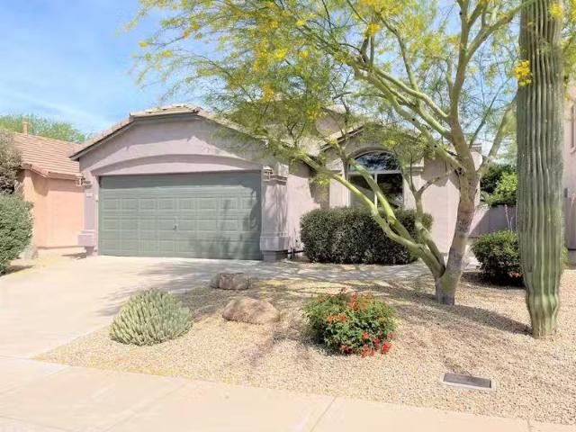 3BD+DEN, 2BA SINGLE LEVEL NORTH PHOENIX HOME! 4840 E Abraham Ln