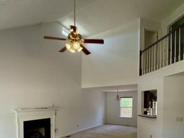 3bed/2.5BA Donelson Home