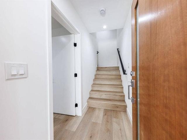 3bed 3.5bath townhouse in NOHO