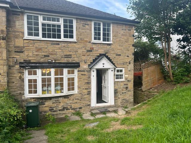 3beds TOWN HOUSE For Rent