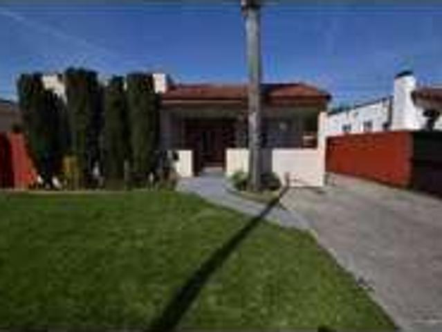 3bedrooms 2bed for rent Ridgeley Dr