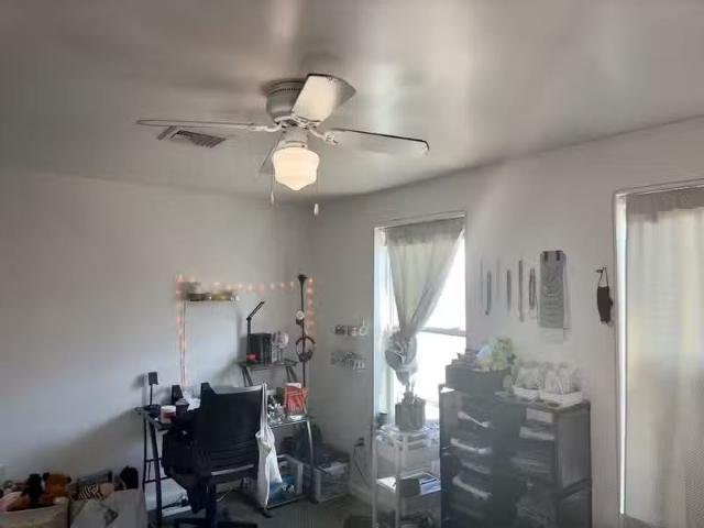 3BR/1.0BA 1612 N. Willington St
