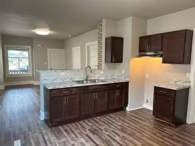 3BR/1.0BA 1920 20A W MELVINA ST