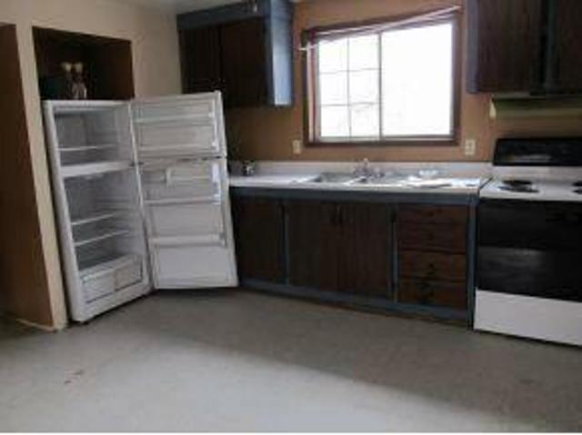 3br 1000ft² 3 Bedroom Heat Included To Rent in Whitney Point, New York