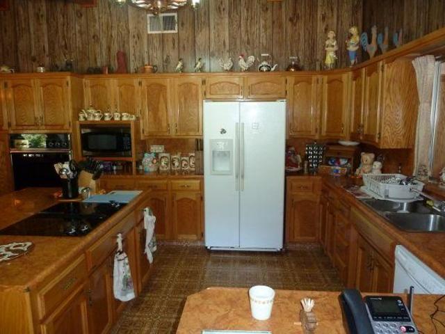 3br 3400ft² 230 Acre Cattle/Horse Ranch and 3 Bedroom Home with 3000 sq ft. Shop California Hot Springs for sale in Bakersfield, California