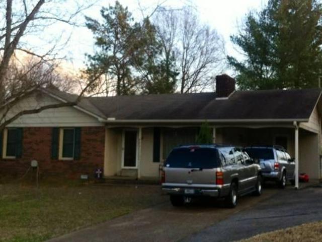 3br For Sale by Owner for sale in Lexington, Tennessee