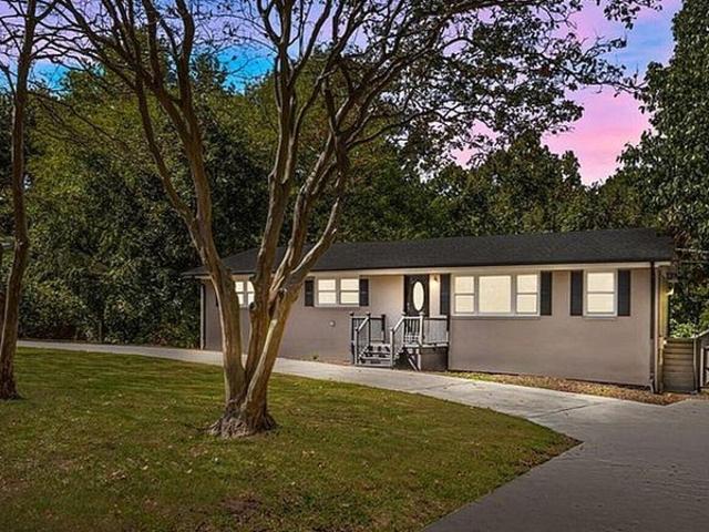 3GB Fiber + Mini Fridge + Quiet + Near Bus Stop