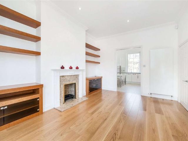 3d Virtual Viewing Available A fantastic two bedroom apartment with wooden floors throughout