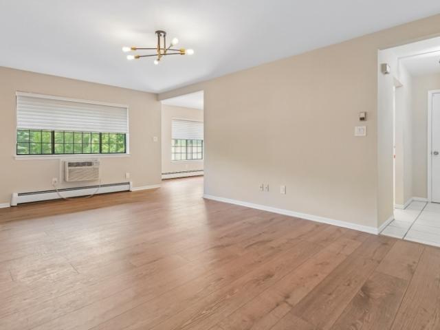3E Avon Ct