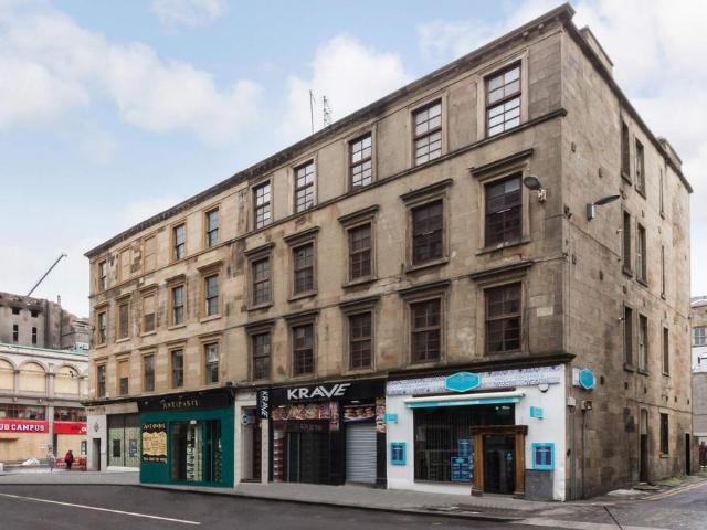 3f2 Pitt Street, Glasgow G2 3 bed flat to rent £2,250 pcm £519 pw