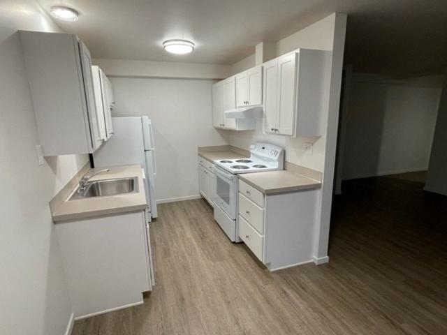3P Pinehurst 2 Bedroom Apartment for Rent at 11745 15th Ave Ne, Seattle, WA 98125 Pinehurst