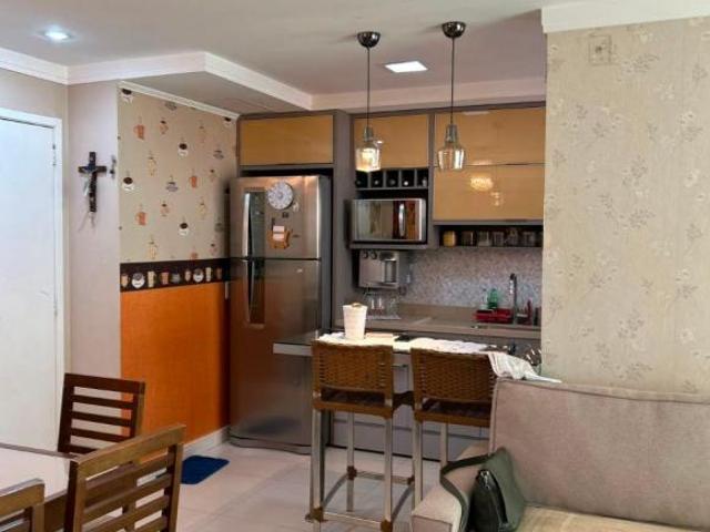 3qts sendo 1 suite, 2vgs, lazer completo. 61 99463 5151