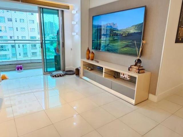 3qts sendo, 1suíte com closet, 2 semi suítes, lavabo, reformado, 61 99463 5151
