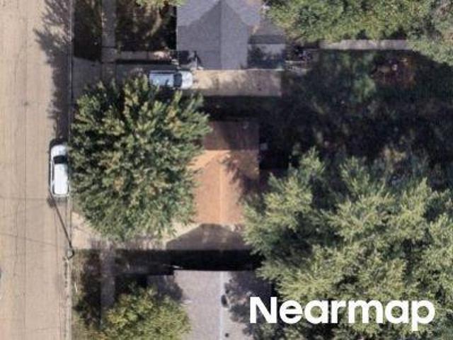 3rd Ave