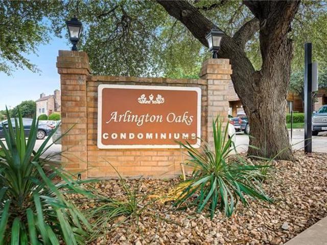 3rd Floor Arlington Oaks Condo