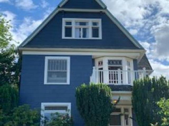 3rd‑Floor Bedroom near Univ. of Portland