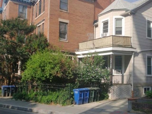 3rd Flr 15x15 Bedroom for rent