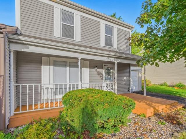 3S184 Birchwood Dr, Warrenville, IL 60555