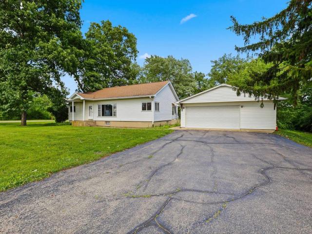 3S103 S Raddant Road