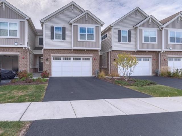 3S484 Lambe Ln, Warrenville, IL 60563