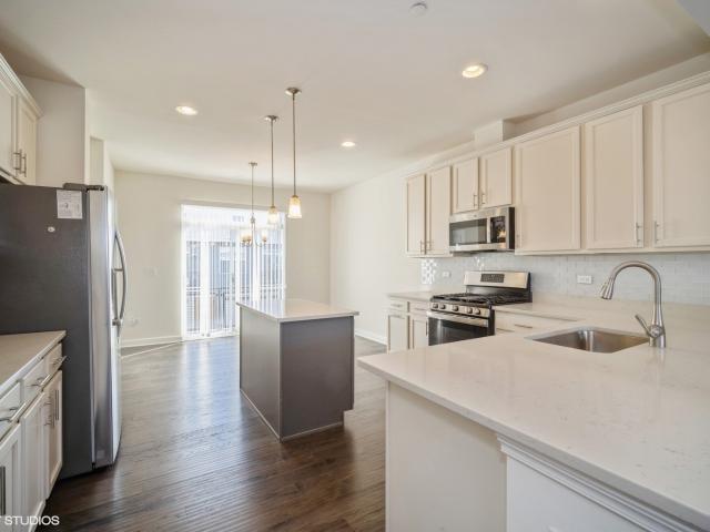 3s565 Camden Street