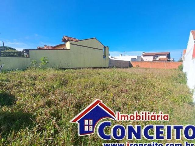T1038 Ótimo terreno localizado em região tranquila no Centro de Imbé