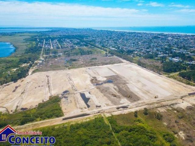 T1100 Terrenos em Bairro Planejado Lake localizado em Nova Tramandaí