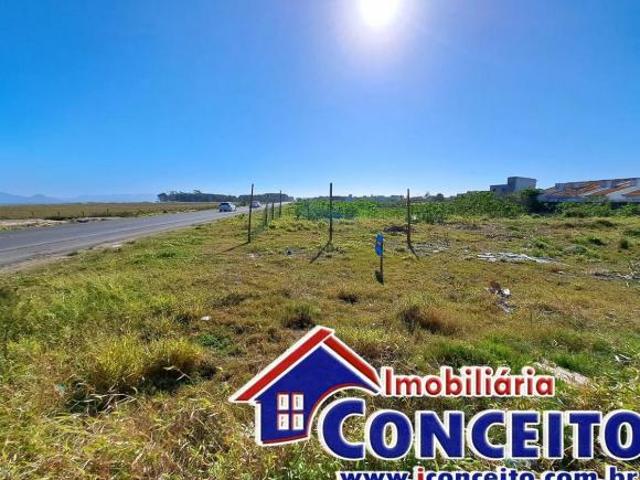 T18 Ótimo terreno medindo 300 m² localizado em região de moradores