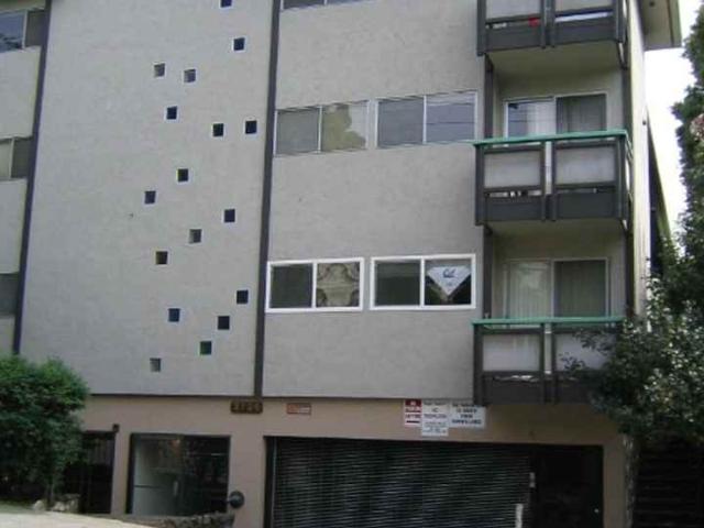 T2724 2 Bedroom Apartment for Rent at 2724 Channing Way, Berkeley, CA 94704 Southside