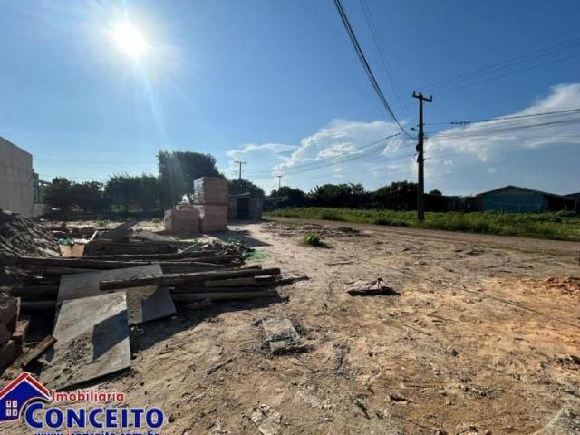 T316 Ótimo terreno com área de 300m2 no Balneário Albatroz