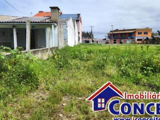 T80 Lindo terreno com ótima localização próximo a comércios