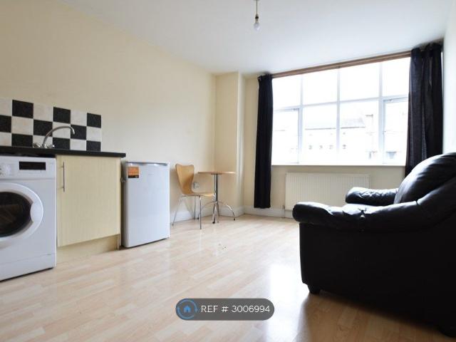 T L House, Luton LU1, 1 bed flat to rent, £875 pcm | PrimeLocation