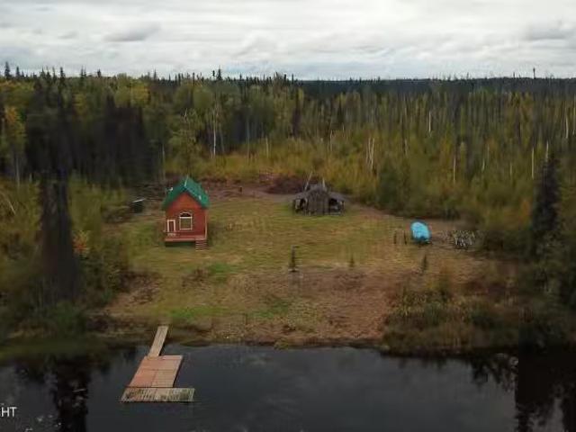 t R 50 51 NO ROAD, WILLOW, AK 99688 Single Family Residence Fo.