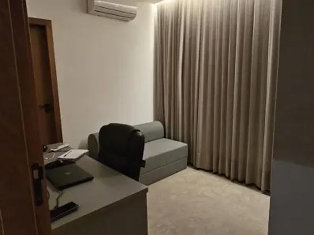 Térrea 3 suites plenas com 195 metros de construçao