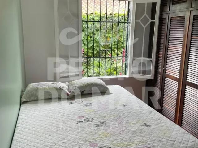 Térrea para venda possui 200 metros quadrados com 3 quartos em Centro Bertioga SP