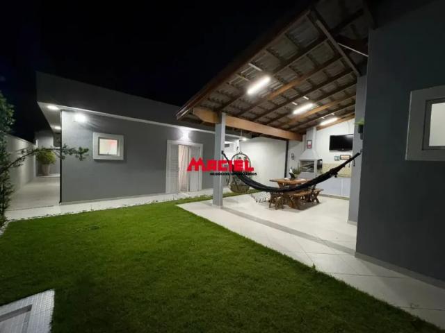 JAB Casa mobiliada com espaço gourmet no Jd Ismênia!