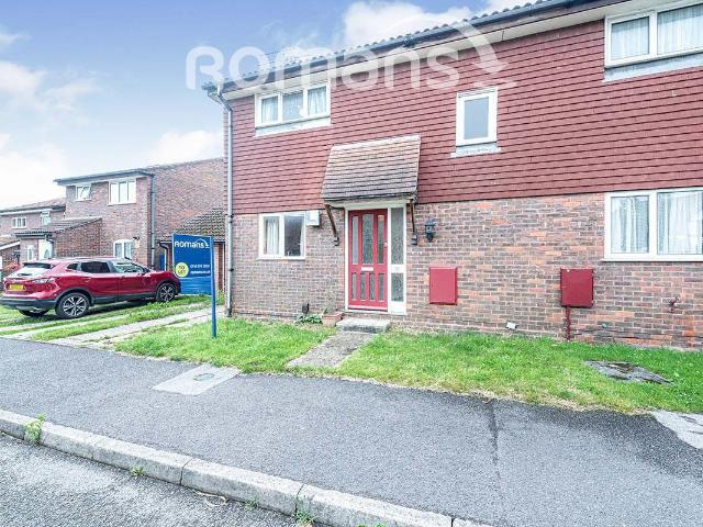 Tamar Way, Wokingham, Berkshire RG41, 2 bed semi detached house to rent, £1,350 pcm | PrimeLocation